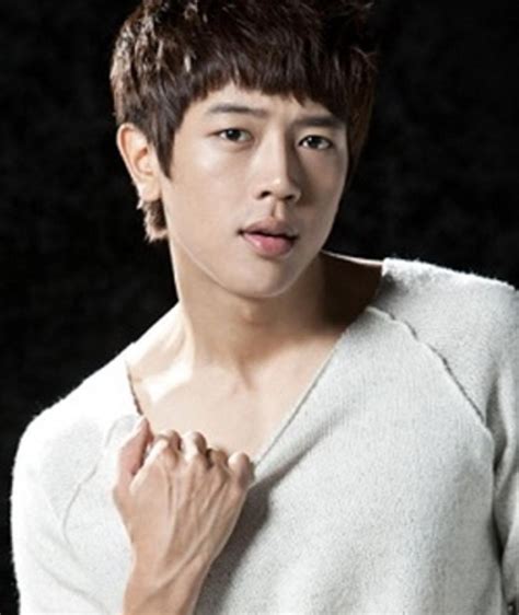 Baek Jeong Min Movies Bio And Lists On Mubi
