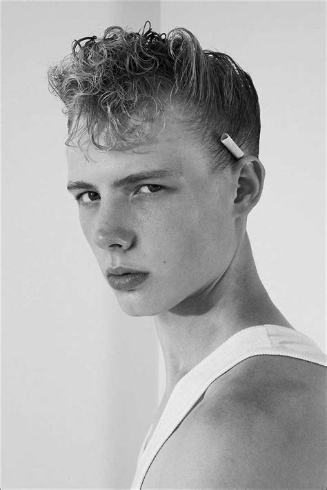 KEEGAN BUCKTHORPE PONYBOY LOOK2FF 1 Ponyboy Magazine