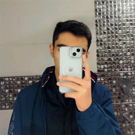 Tanush Arora Tanush1817 • Threads Say More