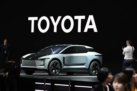 比亚迪的电华为的魂外资车企找到卖车新姿势 极客公园