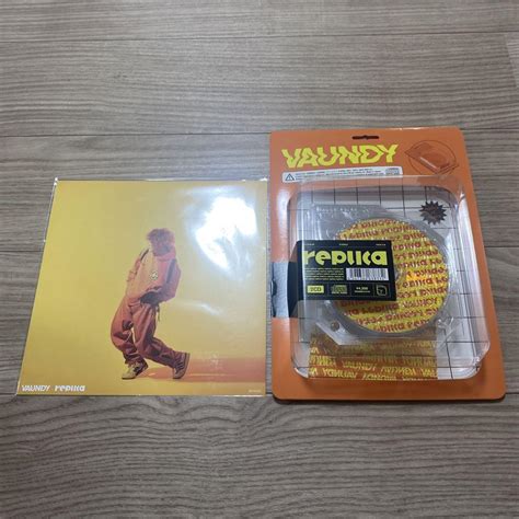 Vaundy Replica オリジナルメガジャケ付 完全生産限定盤 メルカリ