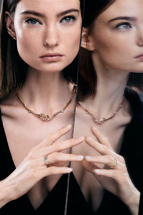 Shining Diamonds وجلسة تصويرية إستثنائية مع هي ودار Dior مجلة هي