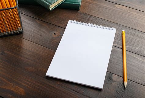 영업중 있는 노트 맹검액 페이지수 연필 모방에 대한 스톡 사진 및 기타 이미지 모방 0명 갈색 Istock