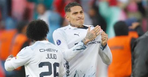 Liga de Quito goleó a Defensa y metió un pie en la semifinal de la Sudamericana Olé Ecuador