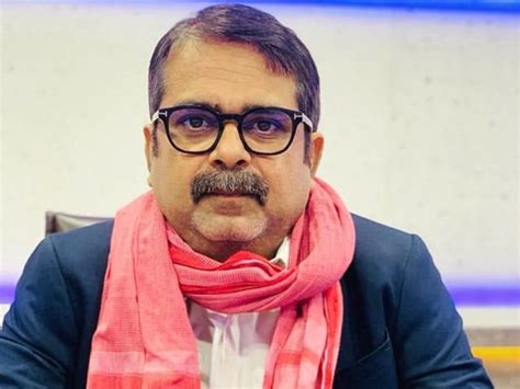 Awadh Ojha Wife कौन हैं अवध ओझा की पत्नी तीन बेटियों के पिता हैं