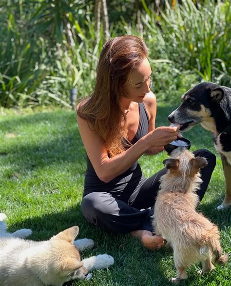 The Best Maggie Q Feet Pictures 🤩
