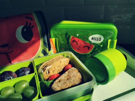 Pudełka na lunch dla dziecka
