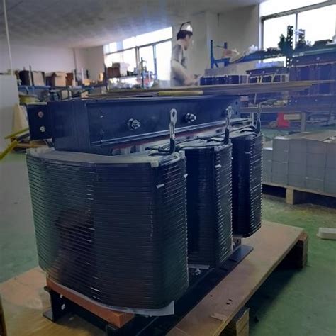 供应上饶市690v变400v储能隔离变压器 裸机zfsg 800kva东莞市卓尔凡电力科技有限公司新能源网
