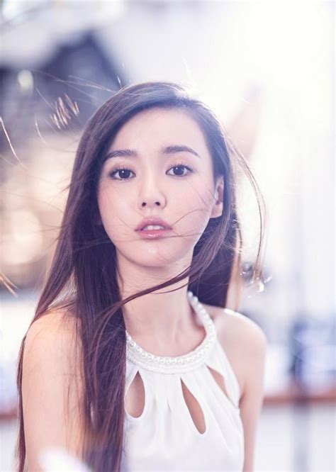 她被稱為氧氣女孩有單純清澈的眼神恬靜淡雅的女生氣質 每日頭條