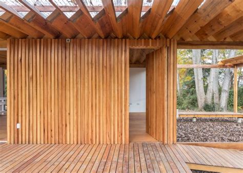 Zig Zagging Roof Covers Buenos Aires Holiday Home By Estudio Borrachia