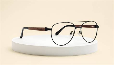 13 Best Spring Hinge Glasses To Ensure Flawless Fit Kraywoods