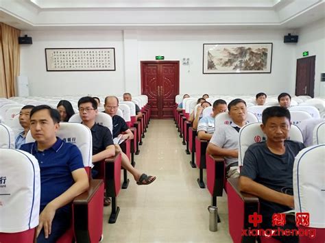 湖南省衡南县泉湖镇深入学习贯彻全国“两会”精神，决胜小康泉湖！中乡网