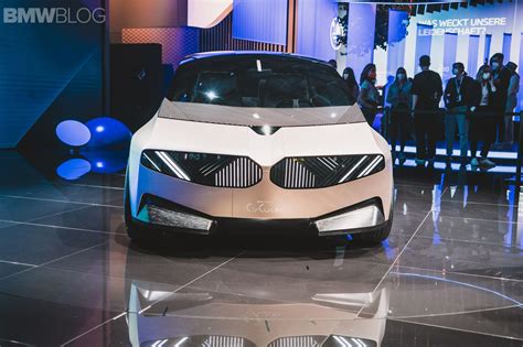 2025 BMW 3 Series Electric I3 Gets A Futuristic Rendering