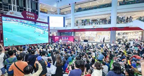 夜經濟︳奧海城309晚直播般尼茅夫對阿仙奴英超賽事 免費提供零食及飲品 1252 20230926 即時財經新聞 明報財經網