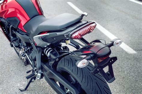 Motorrad Vergleich Yamaha Tracer 700 2017 Vs Yamaha Xsr900 2021