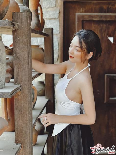 Ảnh Áo Yếm Thả Rông Vòng 1 Sexy Siêu Mỏng Xuyên Thấu Đẹp Ảnh Gái
