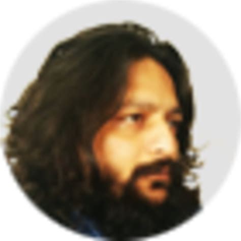 Ahmer Naqvi Headshot