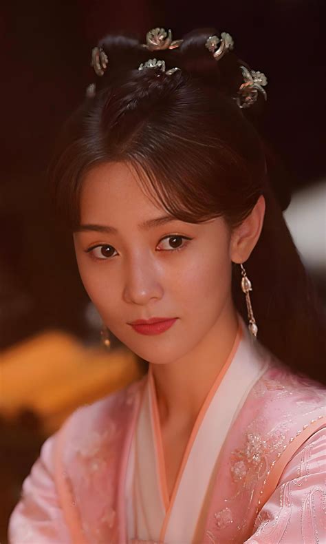 张维娜 武汉传媒电影学院