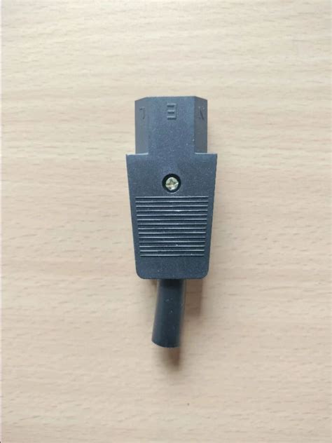 250 V Plastic CP22S Electric Bike 3 Pin Plug Female Socket Black At 70 Piece In Pune