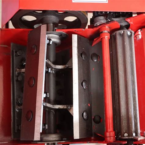 Powered Mini Electric Chaff Cutter Machine Cutting Capacity 600 1000