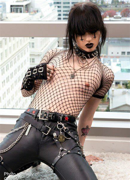 Adult Dvd Empire Award Winning Retailer Of Adult Dvds Porn Videos On