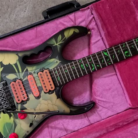 This Is My Dads 1991 Ibanez Jem77fp R Ibanez