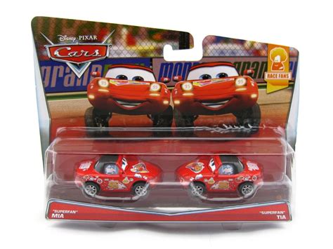 Disney Pixar Cars Carros Filme Tia Mia Superfan R 19700 Em Mercado