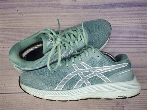 Кроссовки Asics — ціна 569 грн у каталозі Кросівки Купити жіночі речі за доступною ціною на Шафі