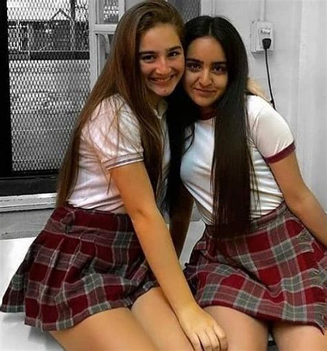 Lindas Compa Eras Colegialas