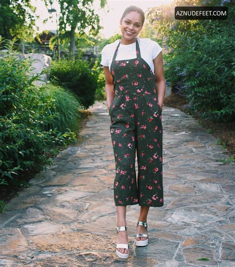 Ash Santos Feet Aznudefeet