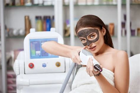 Carbon therapy Stock Photos, Royalty Free Carbon therapy Images ...