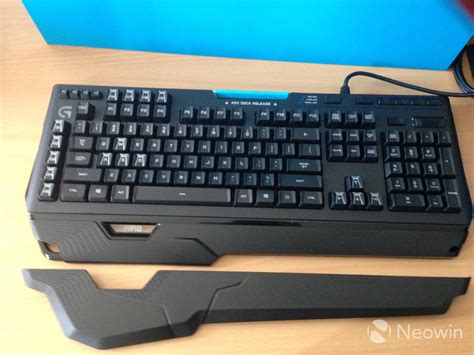 Logitech G910 Orion Spark mechanical gaming keyboard: Unboxing and ...