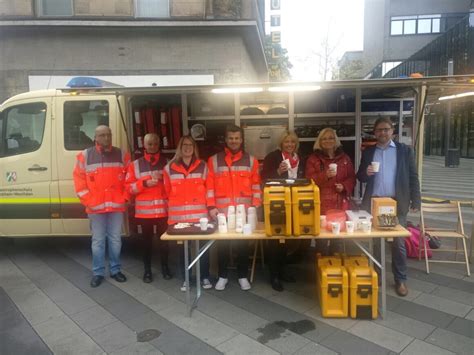 Bundesweite Aktion DRK Kein Kalter Kaffee Zum Weltrotkreuztag
