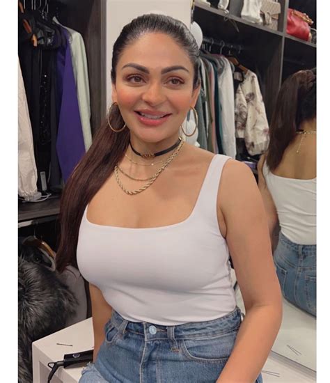 Neeru Bajwa Rindiancelebscenes