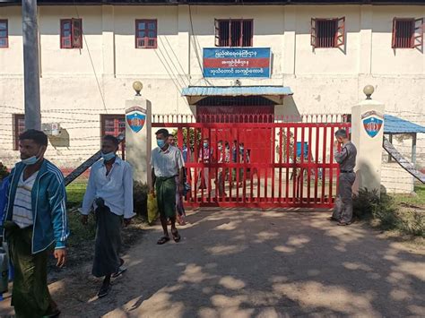 Khit Thit Media ဘူးသီးတောင်မြို့ကို သိမ်းပိုက်ထားသော Aa