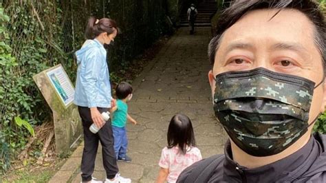 哈林罕曝「一家4口」合照！卻引議論刪文道歉：是我失誤 娛樂星聞 三立新聞網 Setncom