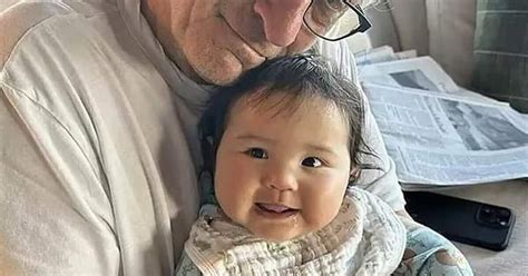 Robert De Niro 80 Años De Edad Con Su Hija De 9 Meses Gia