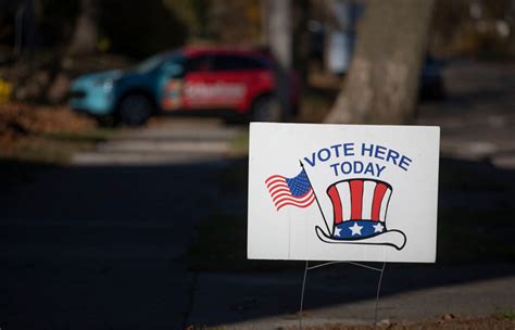 В Кремле призвали не преувеличивать значение выборов в Конгресс для отношений РФ и США