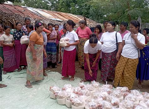 Dvb ရွှေဘိုတွင် စစ်ကောင်စီတပ်စခန်း ဒရုန်းဖြင့် တိုက်ခိုက်ခံရ၊ စစ်ရှောင်စခန်း ၂ ခုကို ပရဟိတအဖ