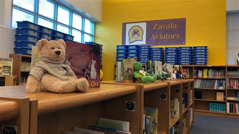 30 Ccisd Elementary School Libraries Receive Funds From 2 6 Million Grant