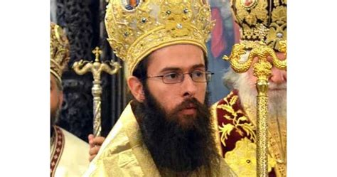 Митрополит Арсений посрещна в Ямбол икона с мощи на светците Константин