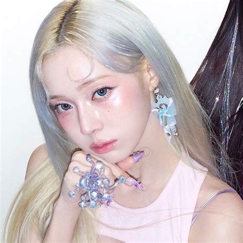 Karina Moodboard Tumblr In 2024 Girl Icons Karina Ice Princess