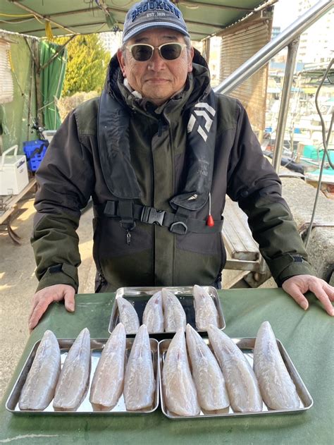 2月27日木 ショウサイフグ釣り 名田屋 明石たこ釣り船・ブリ・メジロ・ヒラメのませ釣り船・タチウオ釣り船の釣果ブログ 明石港