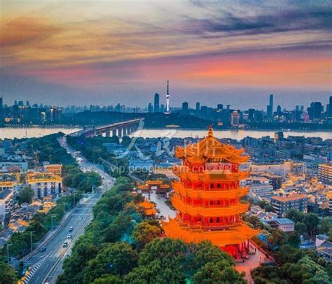 湖北武汉黄鹤楼恢复常态开放 人民图片网