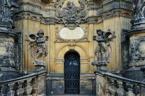 Olomoucky Kraj 가톨릭 가톨릭교 거룩한 거룩한 삼위 일체 거룩한 조각품 건물 건축 건축 설계 건축
