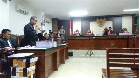 Didakwa Pasal Berlapis Pelaku Pelanggaran Ham Berat Paniai Terancam