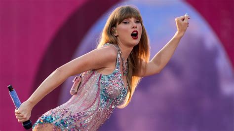 Taylor Swift Fans Left Confused By Coney Island Announcement