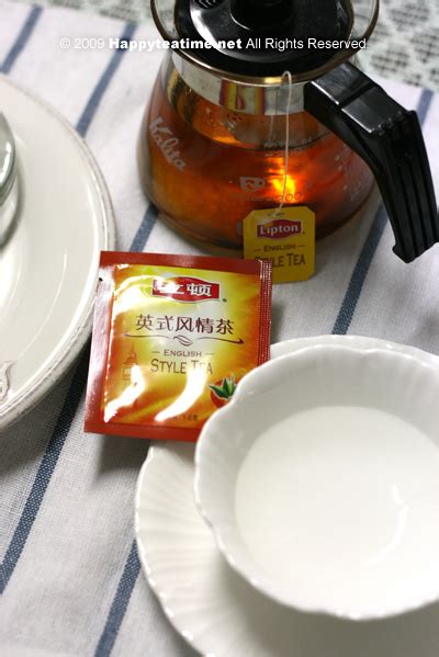 립톤 잉글리시 스타일 티와 코티지 치즈