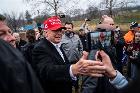 Losing His Grip Trump Brags About Ratings For Ohio Trip Even Though
