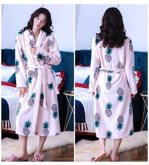 Мягкий фланелевый коралловый флисовый женский теплый длинный банный халат с длинным рукавом